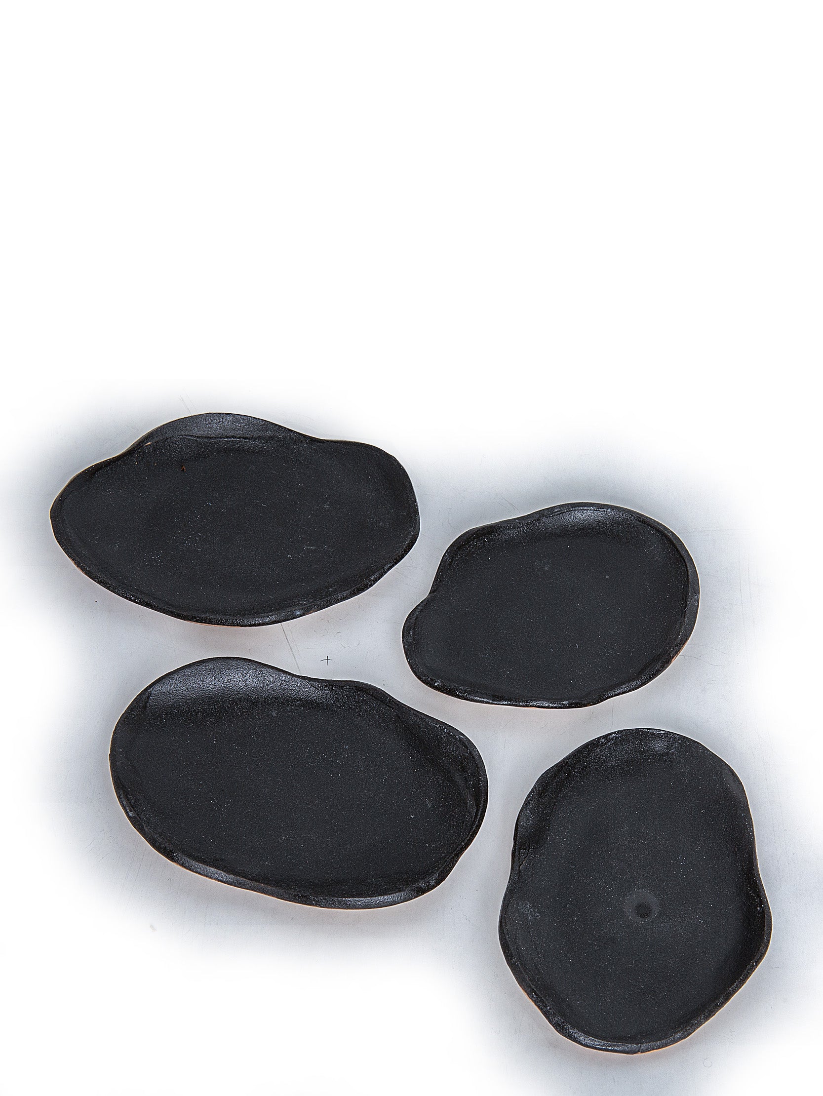 Mini Plate Oval Black – Opia